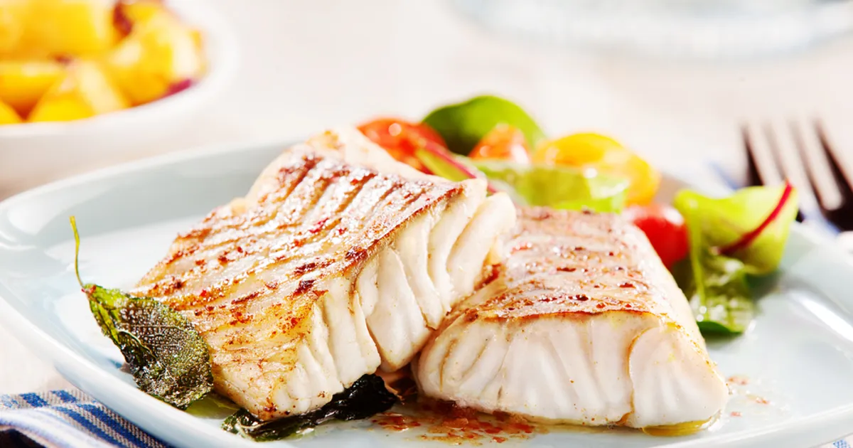 Incredible Health Benefits of Eating Fish - ActiveBeat - Your Daily ...
