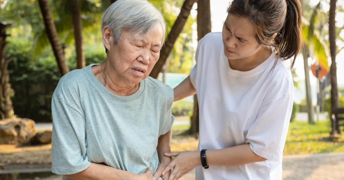 Diverticulitis: Signs, Symptoms, Causes and Treatments - ActiveBeat - Your Daily Dose of Health ...