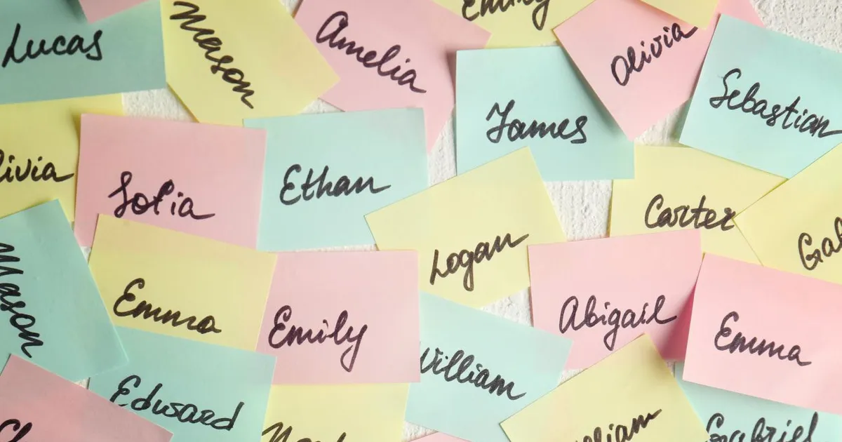 The 25 Most Popular Unisex Baby Names (From A-Z) - ActiveBeat - Your ...